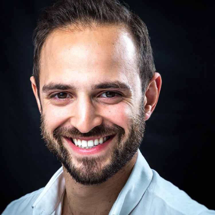 Richard Field: Trusted Dental Surgeon at Parkway Clinic